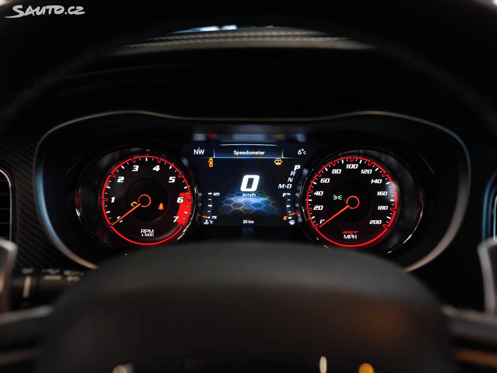 Dodge Charger 6.2 SRT Hellcat GRAIL výfuk | Sauto.cz