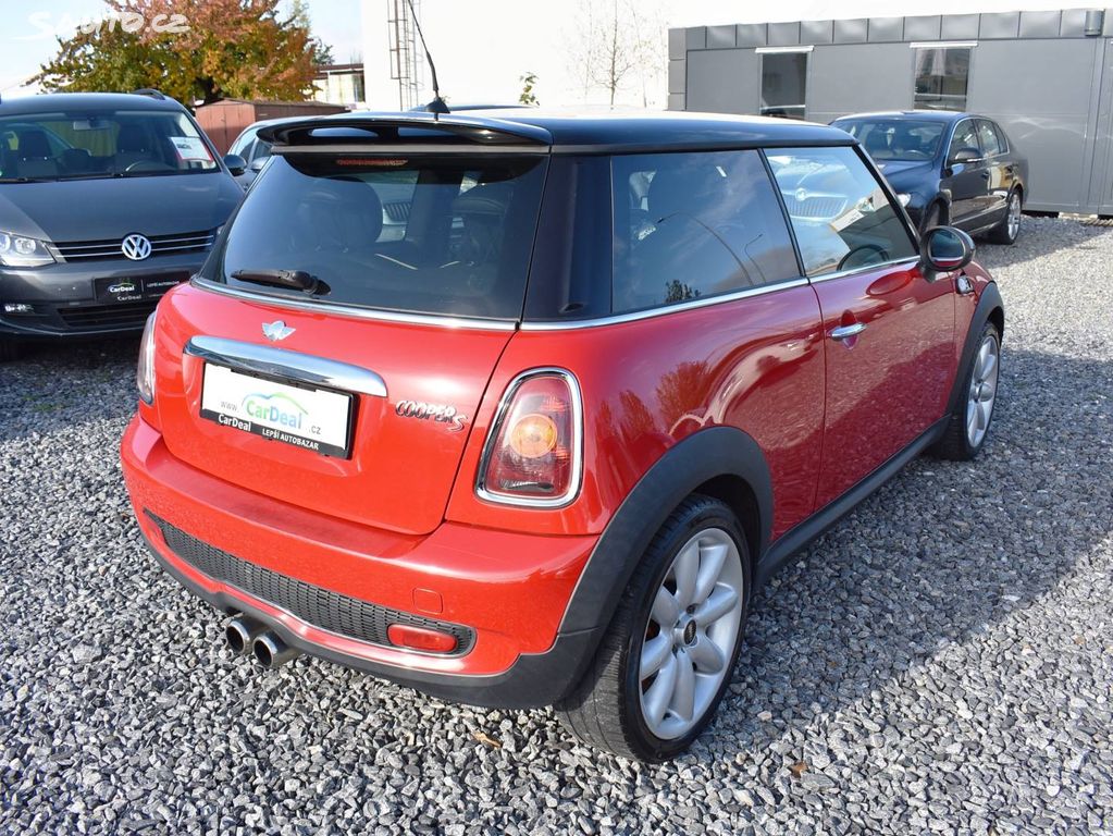 Mini Cooper S 1,6 TURBO KŮŽE,NAV,SERVIS,AKCE | Sauto.cz