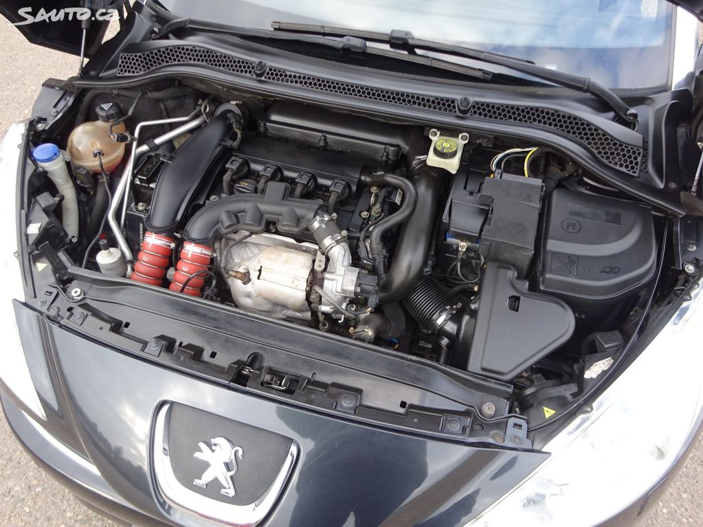 Peugeot RCZ 1.6 THP (115 KW) | Sauto.cz