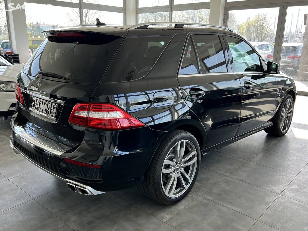 Mercedes-Benz Třídy M ML 63 AMG V8 BITURBO 4-MATIC | Sauto.cz