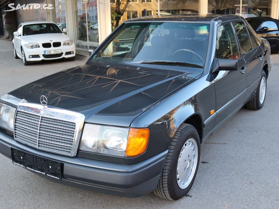 Mercedes-Benz 124 200E 90kW SEDAN 19 TIS KM!!! | Sauto.cz