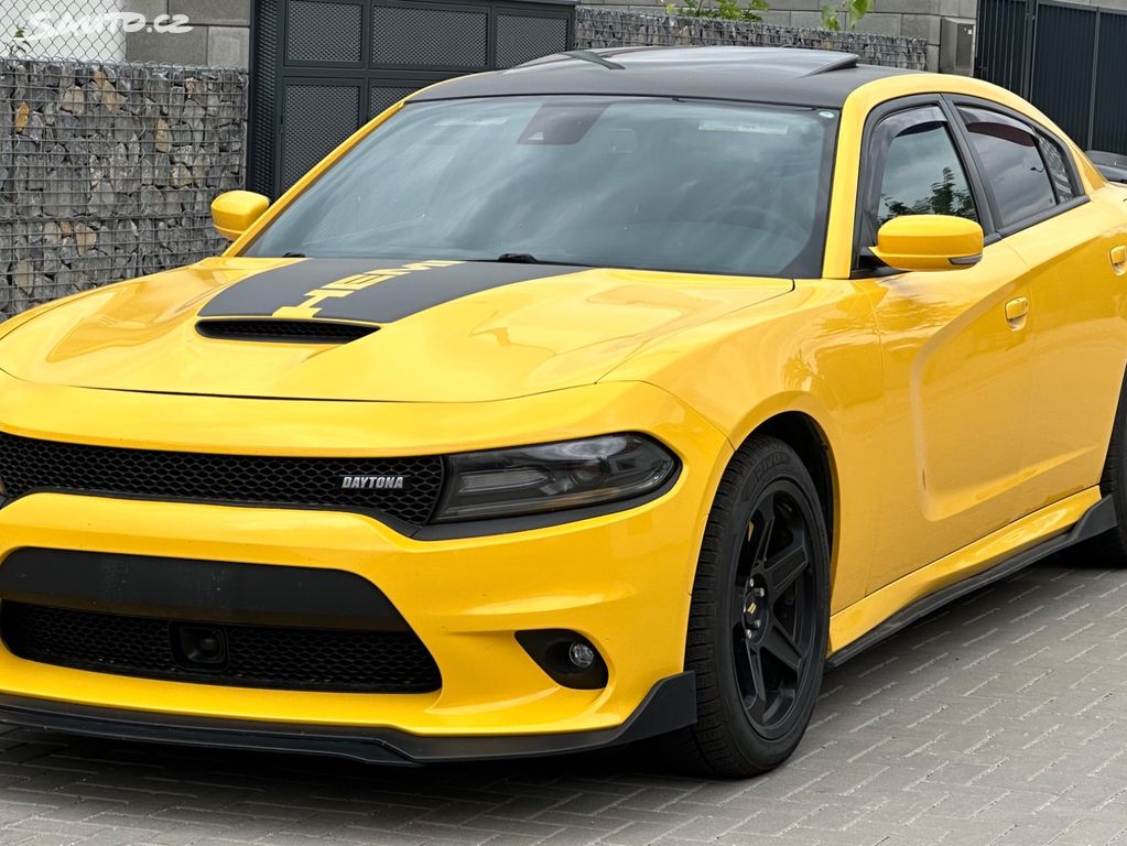 Dodge Charger 5.7L HEMI Daytona Origin VOLL | Sauto.cz