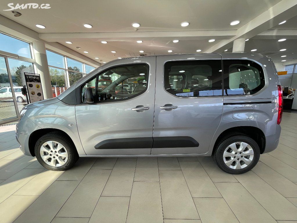 Opel Combo Edition Plus 1,5 CDTI AT8 (N1) | Sauto.cz