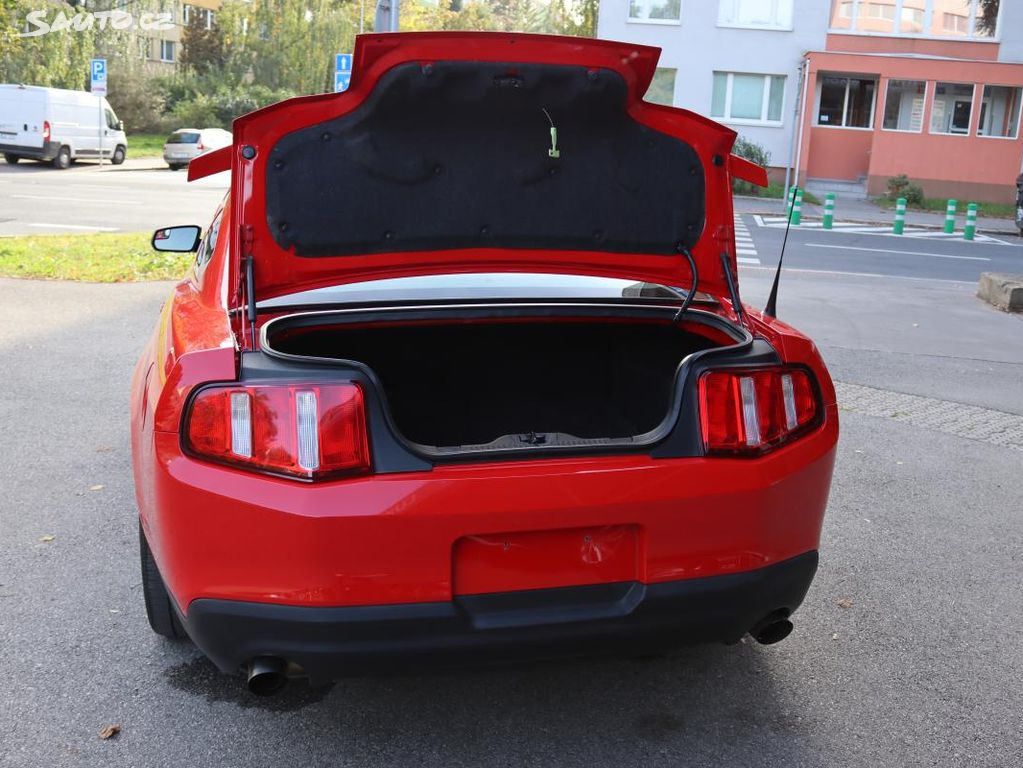 Ford Mustang 3.7 V6 COUPE PREMIUM 224kW | Sauto.cz