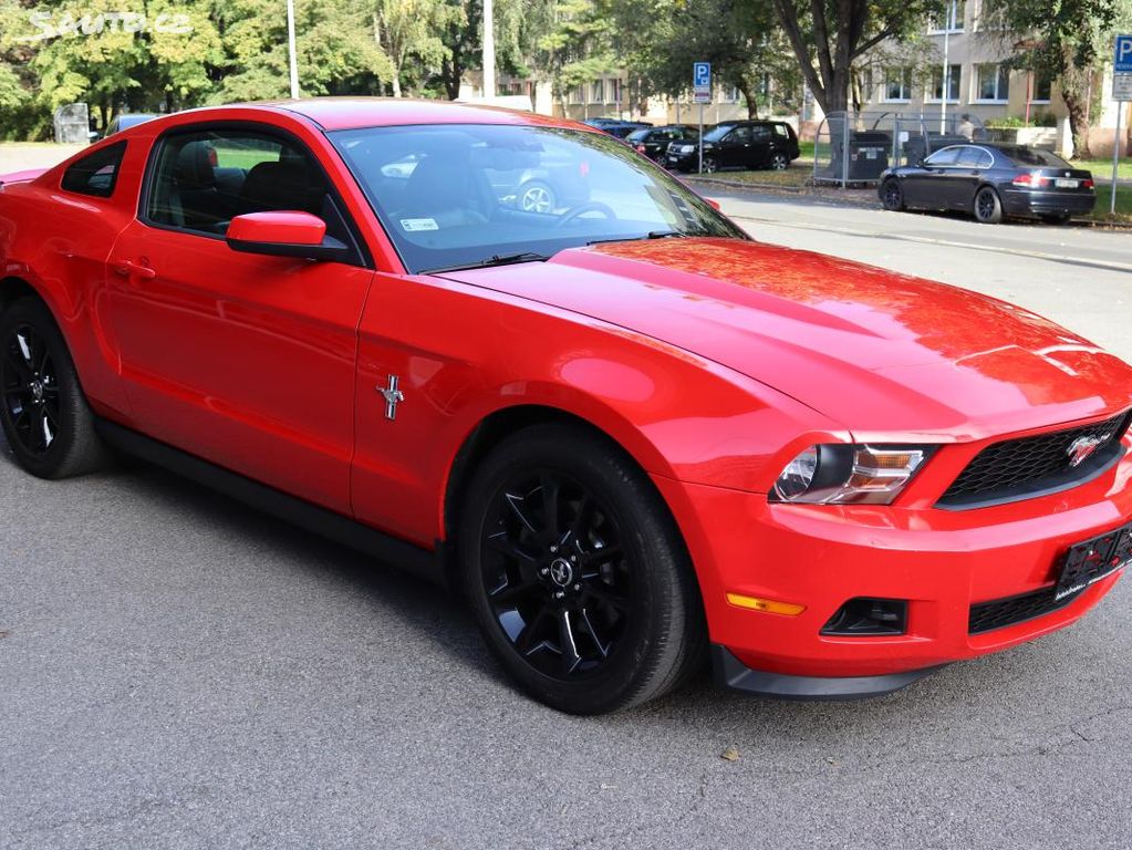 Ford Mustang 3.7 V6 COUPE PREMIUM 224kW | Sauto.cz