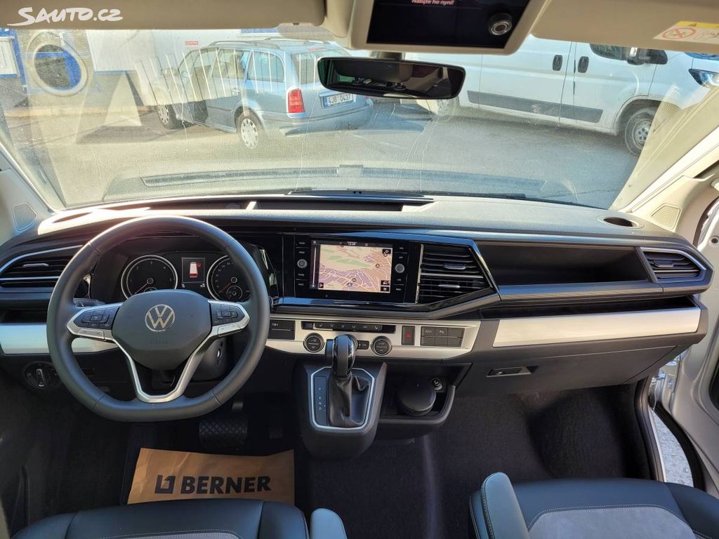 Volkswagen Multivan California Beach Tour 2.0 TDI | Sauto.cz