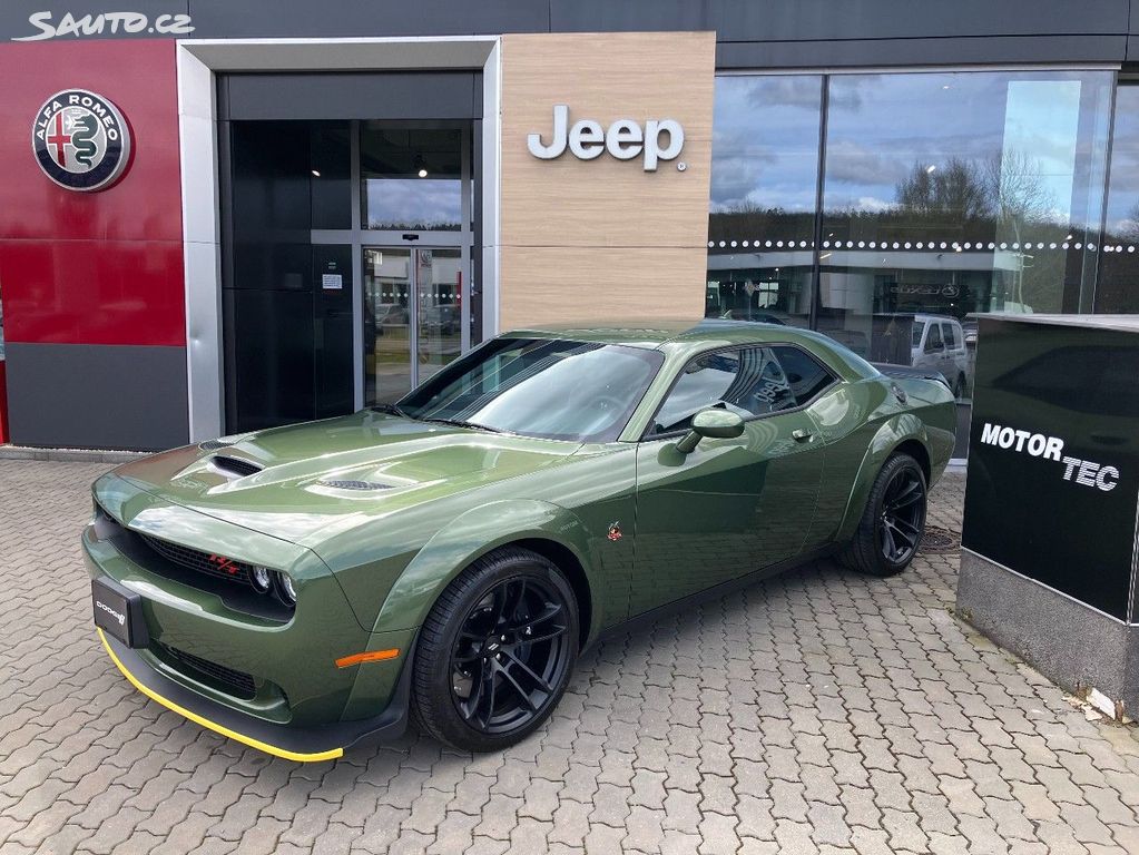 Dodge Challenger 6.4 V8 HEMI Scat Pack Widebody | Sauto.cz