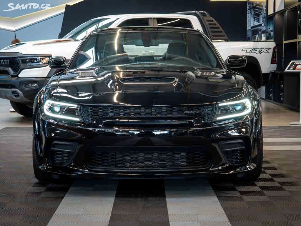 Dodge Charger 6.2 SRT Hellcat GRAIL výfuk | Sauto.cz