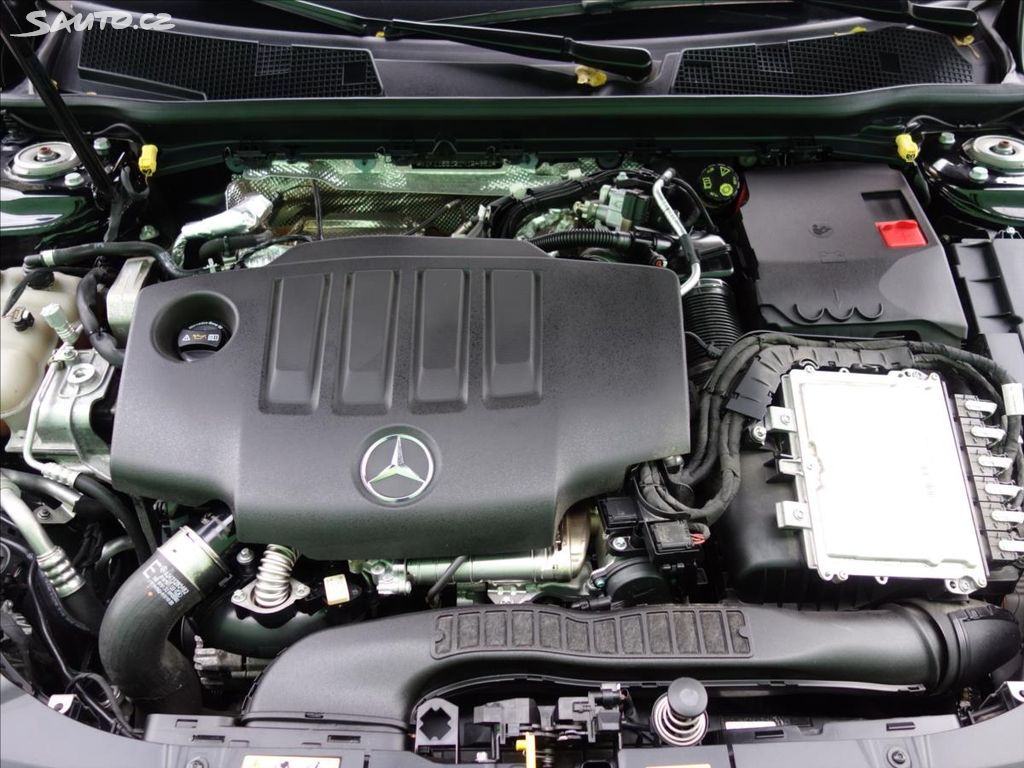 Mercedes-Benz CLA 2,0 200d 110kW LED NAVI | Sauto.cz