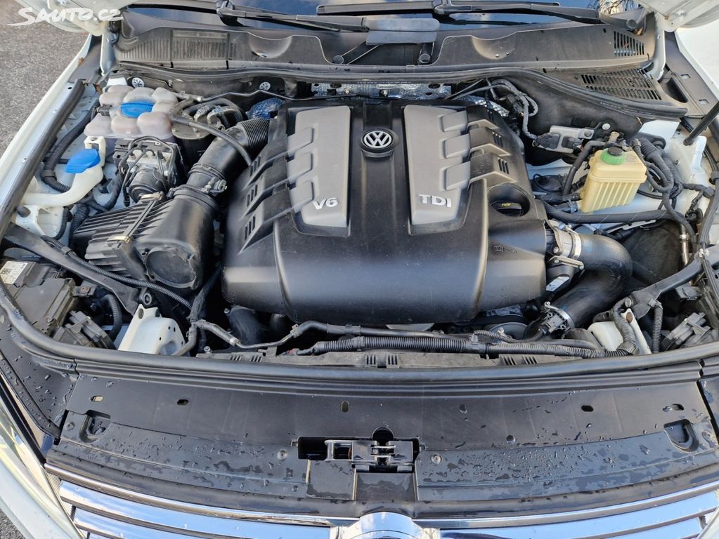 Volkswagen Touareg 3,0 TDI 193 KW Rline | Sauto.cz