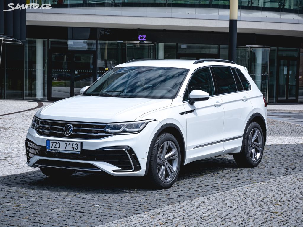 Volkswagen Tiguan R-Line 2,0 TDI 110 kW 4M 7DSG | Sauto.cz