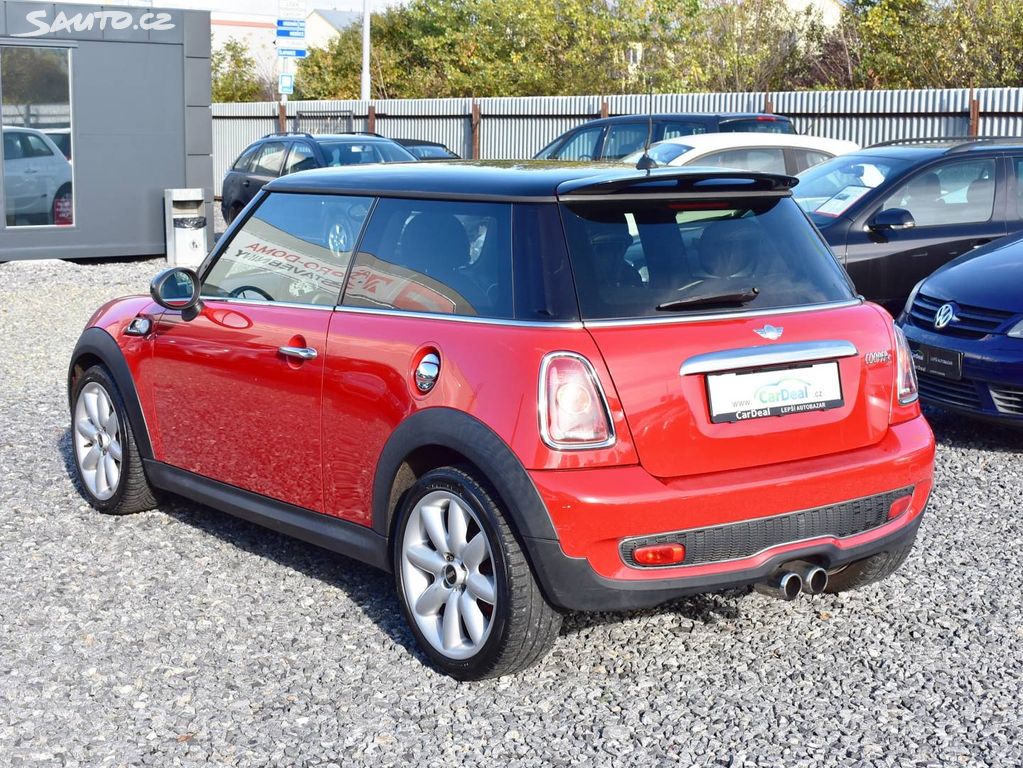 Mini Cooper S 1,6 TURBO KŮŽE,NAV,SERVIS,AKCE | Sauto.cz