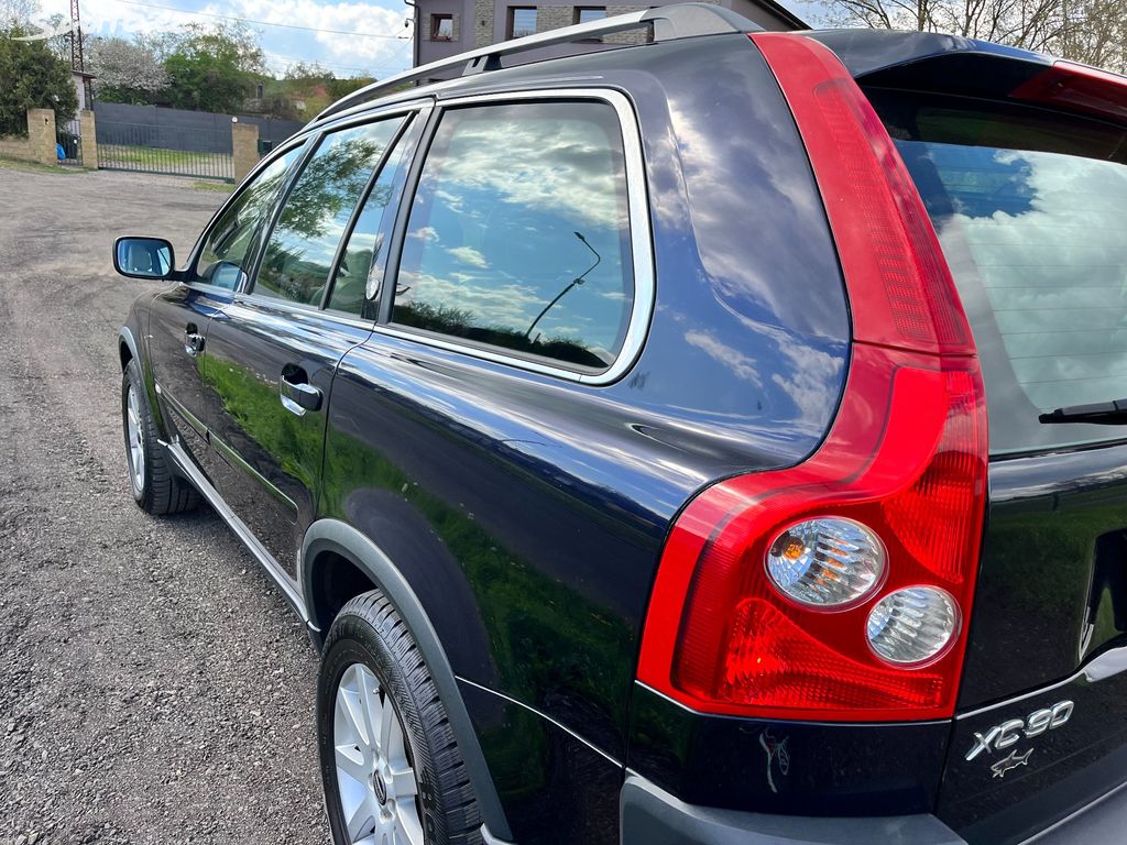 Volvo XC90 4.4 V8 AWD EXECUTIVE,BSR | Sauto.cz
