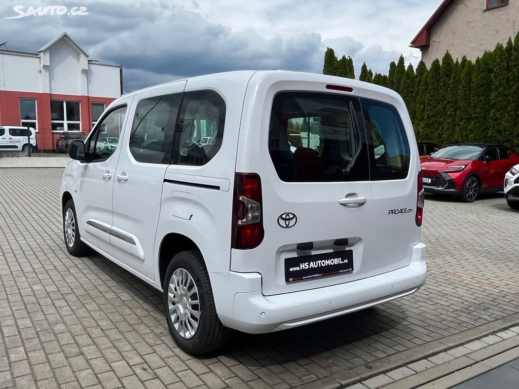 Toyota Proace City Verso 110PS Short Business | Sauto.cz
