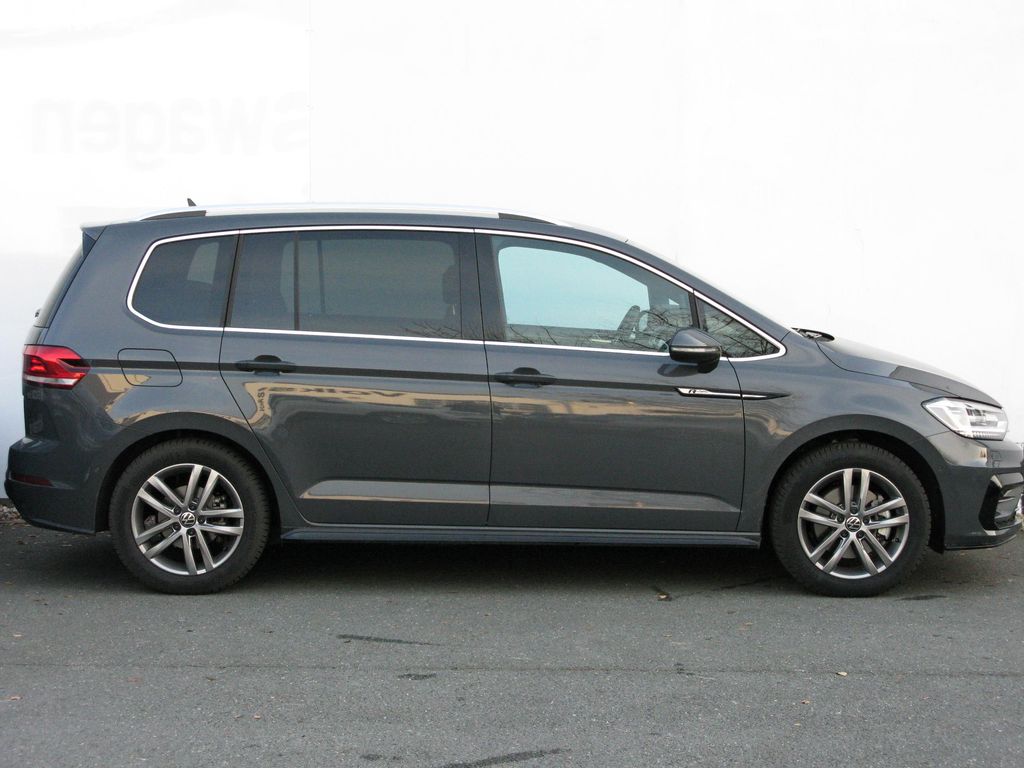 Volkswagen Touran R-line 1.5 TSI 110 kW | Sauto.cz