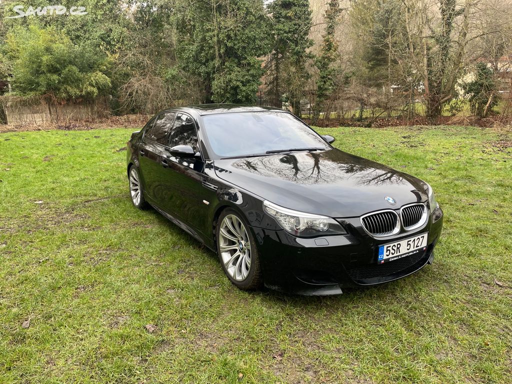 BMW M5 V10 s 62 700 km | Sauto.cz