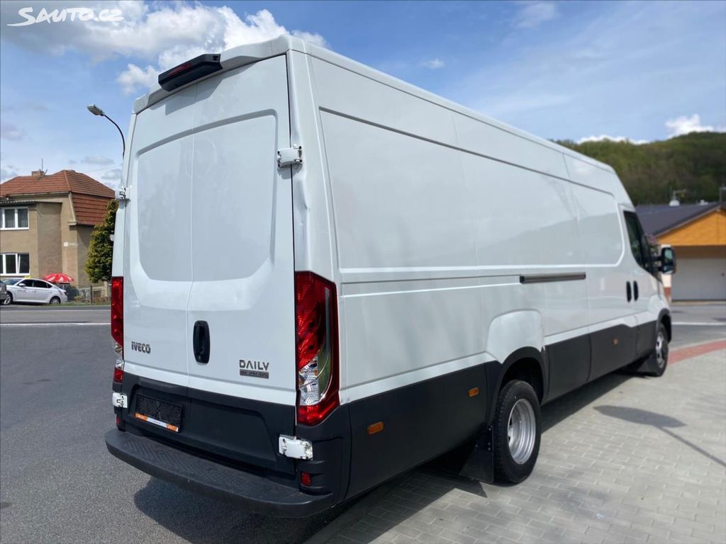 Iveco Daily 2,3 35C16V 16m3 | Sauto.cz