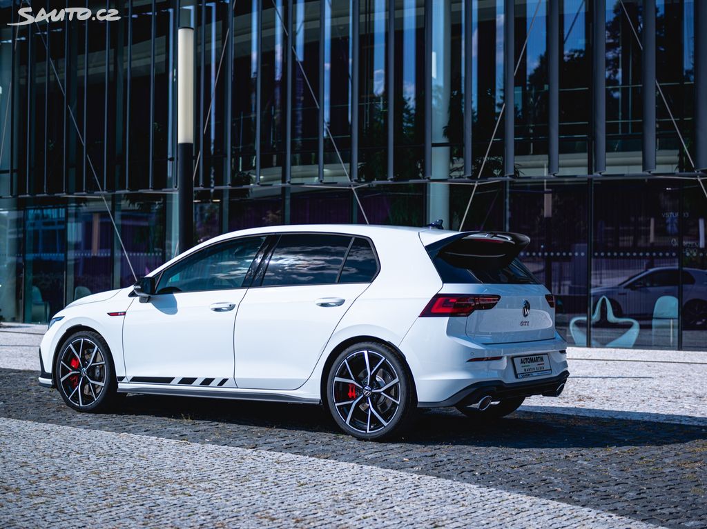 Volkswagen Golf GTI Clubsport 2,0 TSI 7DSG | Sauto.cz