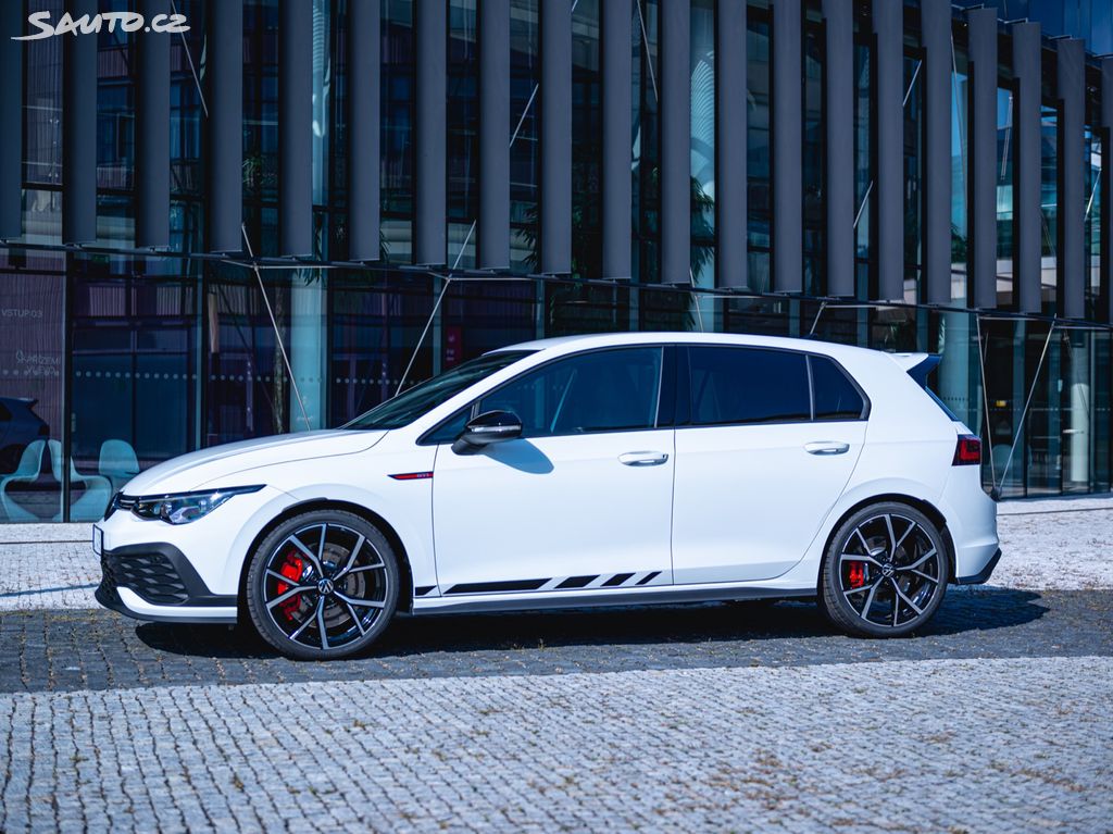 Volkswagen Golf GTI Clubsport 2,0 TSI 7DSG | Sauto.cz