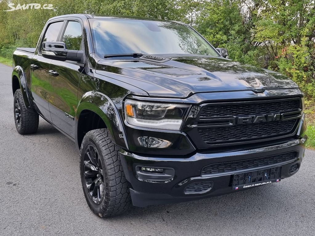 Dodge Ram RAM 1500 5,7HEMI NIGHT EDITION | Sauto.cz