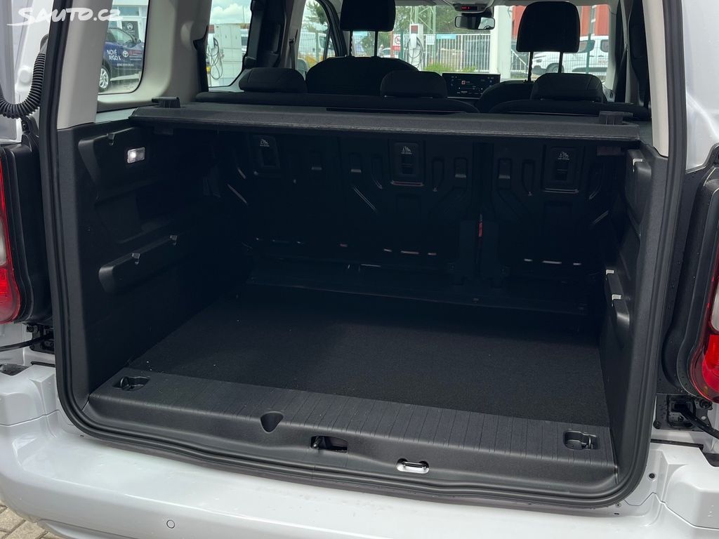 Toyota Proace City Verso MC24 1,5D 130 PS Short Busines | Sauto.cz