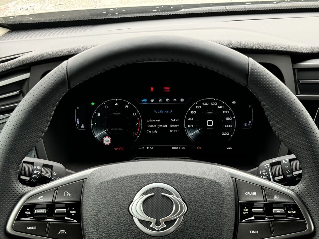 SsangYong Korando 6MT; STYLE+; TECH; NAVI -IHNED | Sauto.cz