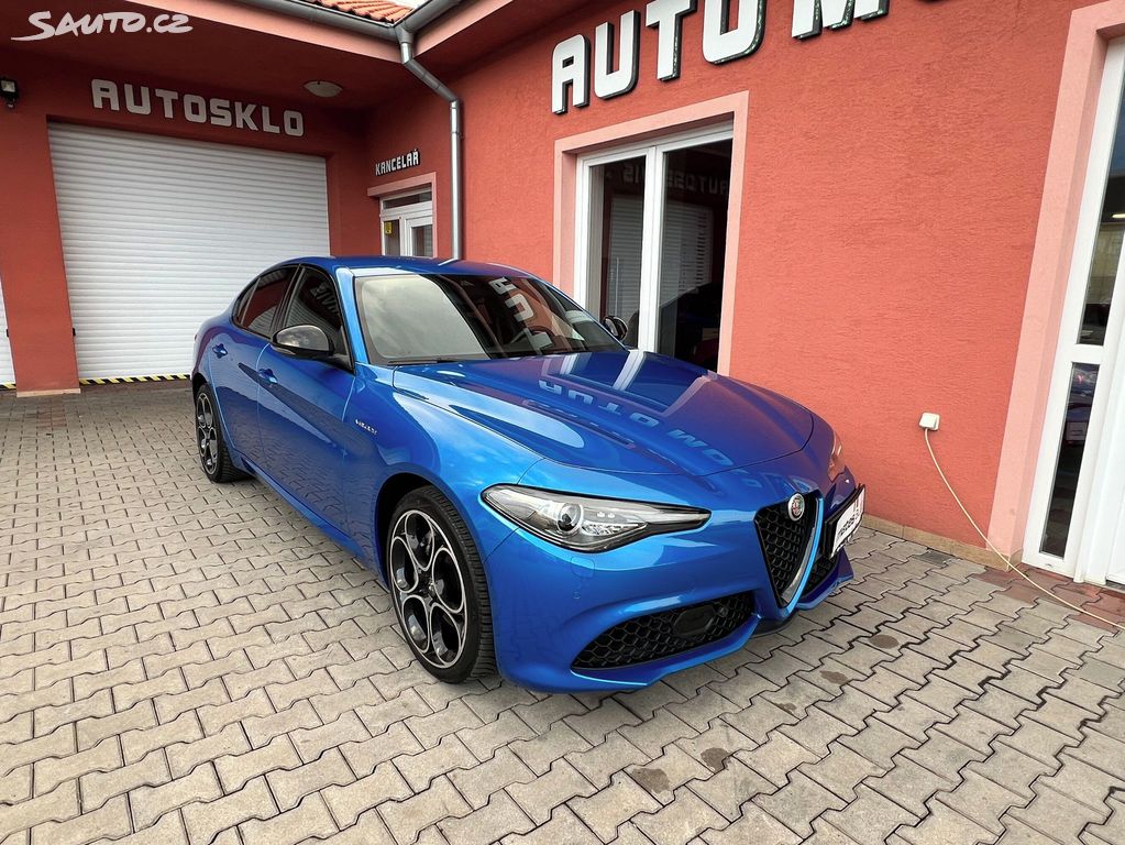 Alfa Romeo Giulia 2.0 Veloce 206 kW | Sauto.cz