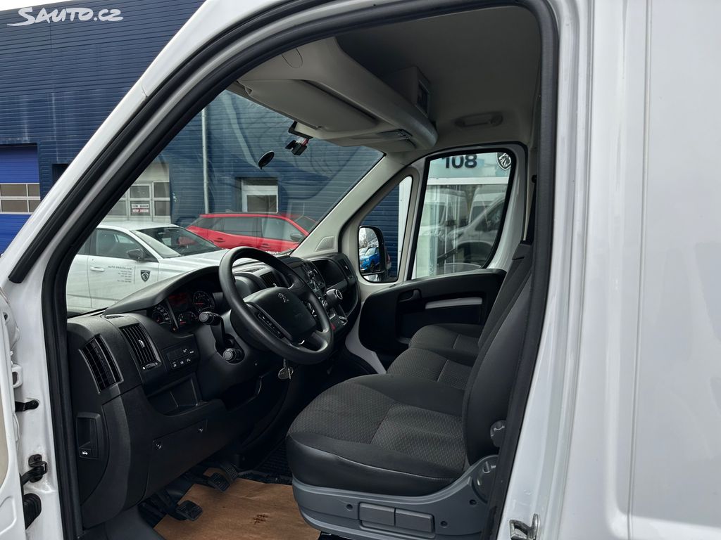 Peugeot Boxer 4350 L4H2 2.2 BlueHDi 165k | Sauto.cz