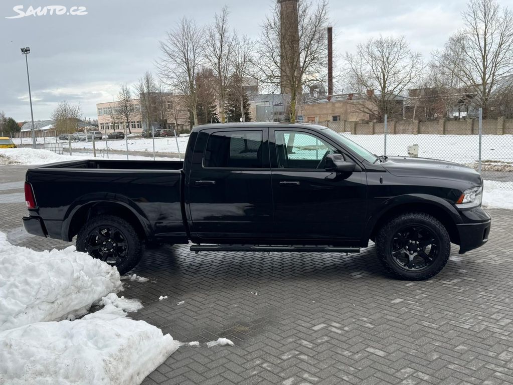 Dodge Ram 1500 5.7L Laramie Long Total Full | Sauto.cz