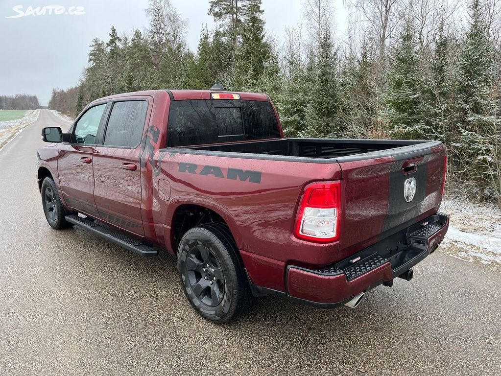 Dodge Ram 1500 5.7L Hemi Gig Horne/Lone Star | Sauto.cz