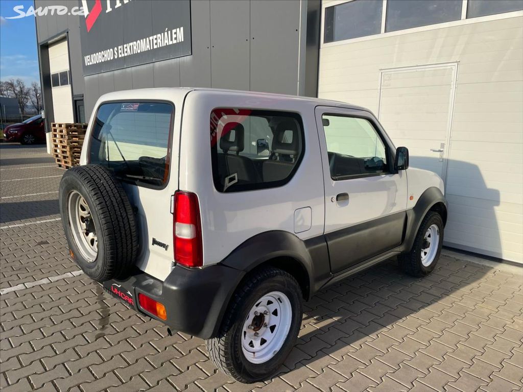 Suzuki Jimny 1,3 Po GO podvozku, 4x4 JLX | Sauto.cz