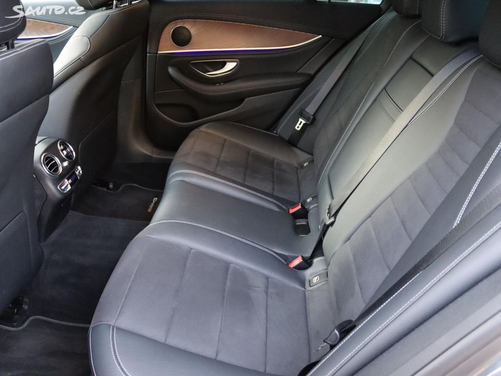 Mercedes-Benz Třídy E E 400D 4MATIC AMG PAKET 243kW | Sauto.cz
