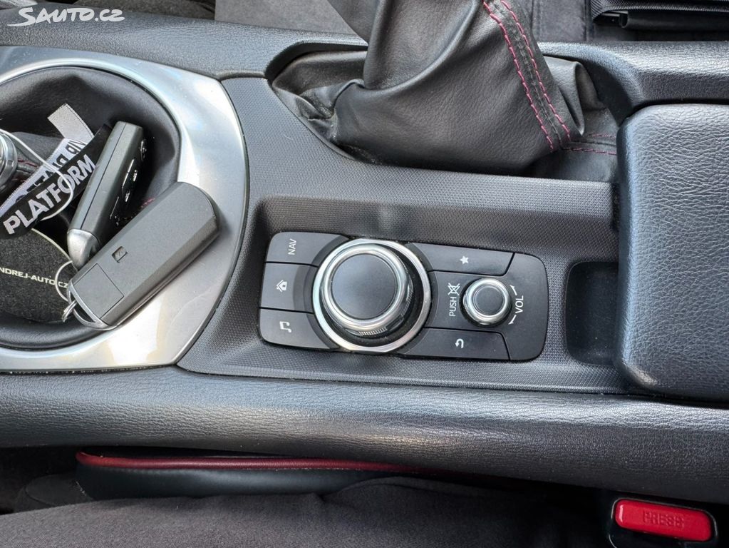 Mazda MX-5 2,0i 118 KW REVOLUTION TOP | Sauto.cz