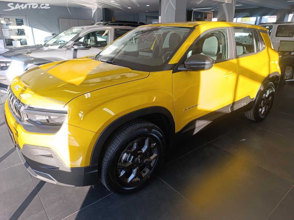 Jeep Avenger Longitude 1,2 T e-Hybrid aut. | Sauto.cz