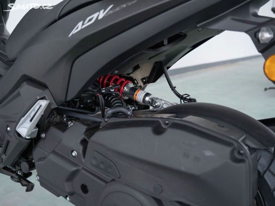 Linhai Scooter Linhai SCOOTER BUCK 125 ADV E5 | Sauto.cz