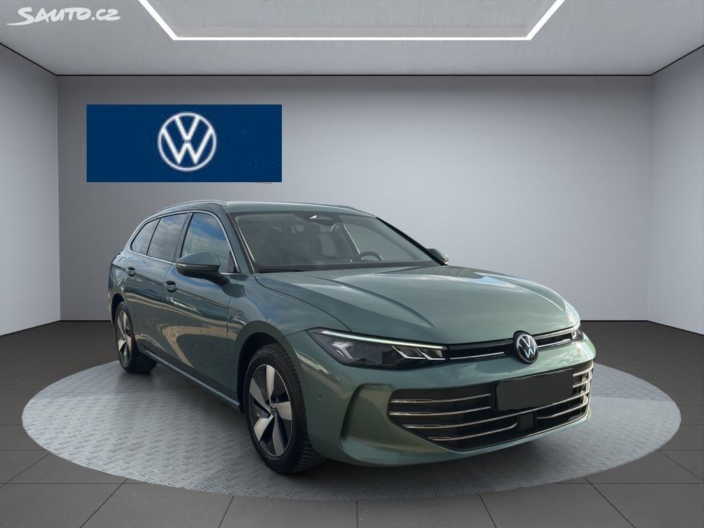 Volkswagen Passat Variant 1.5 eTSI Business*360° | Sauto.cz