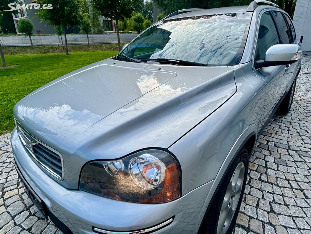 Volvo XC90 2.4D5 MANUÁL-OCEAN RACE-7MÍST | Sauto.cz