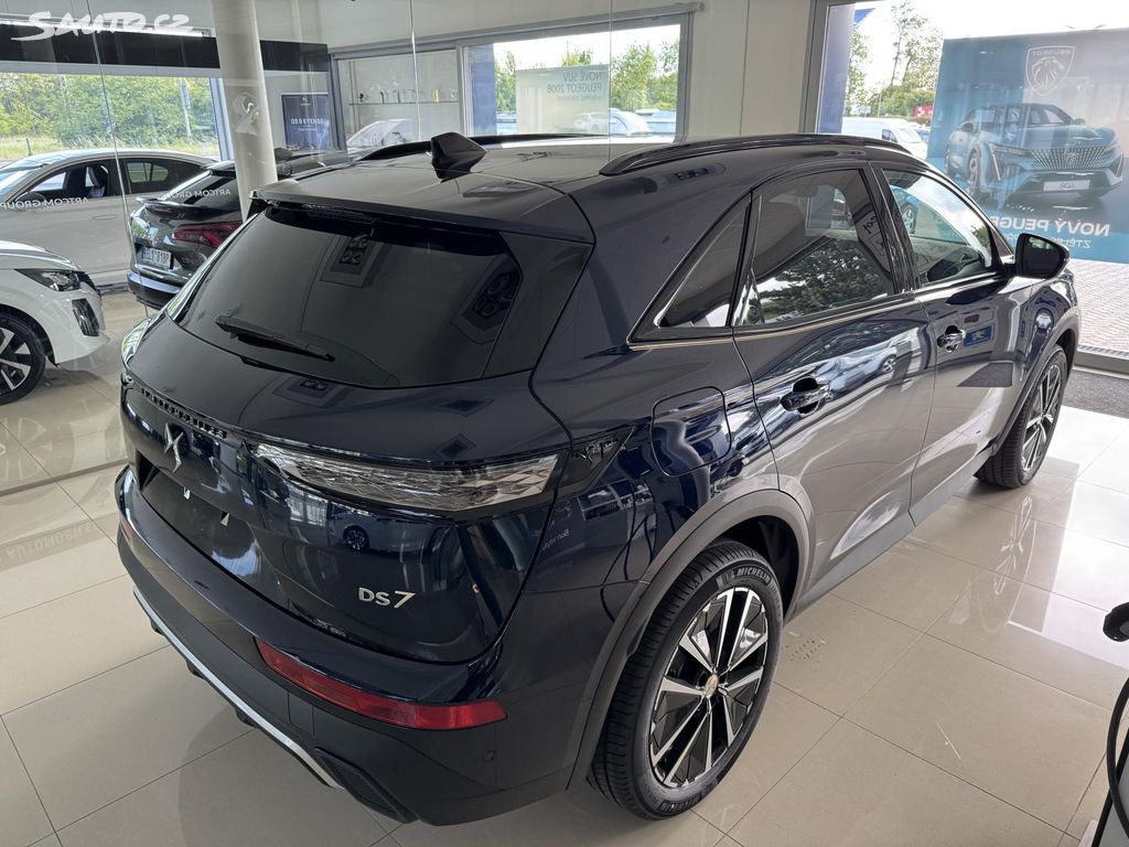 DS 7 Crossback 1.5 BlueHDI EDITION FRANCE | Sauto.cz