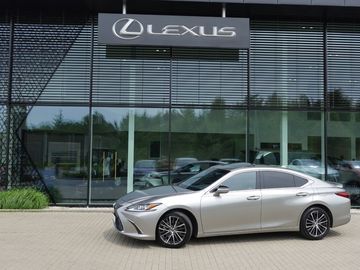 Lexus bazar a prodej nových vozů | Sauto.cz