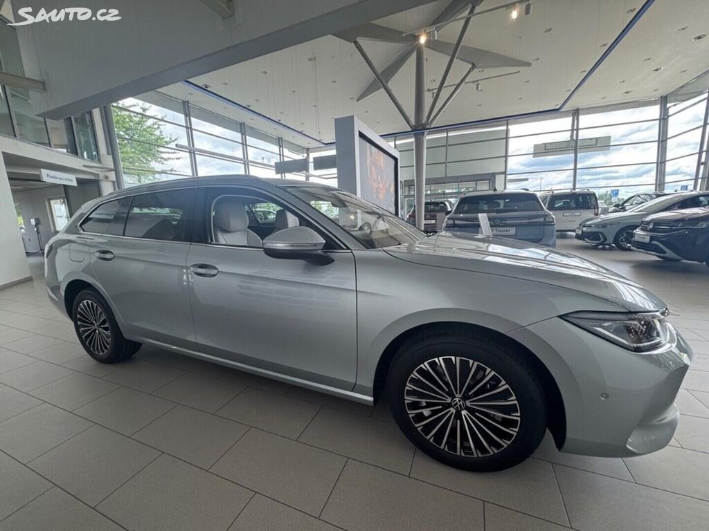 Volkswagen Passat Elegance 2,0 TDI 4MOT 142 kW | Sauto.cz