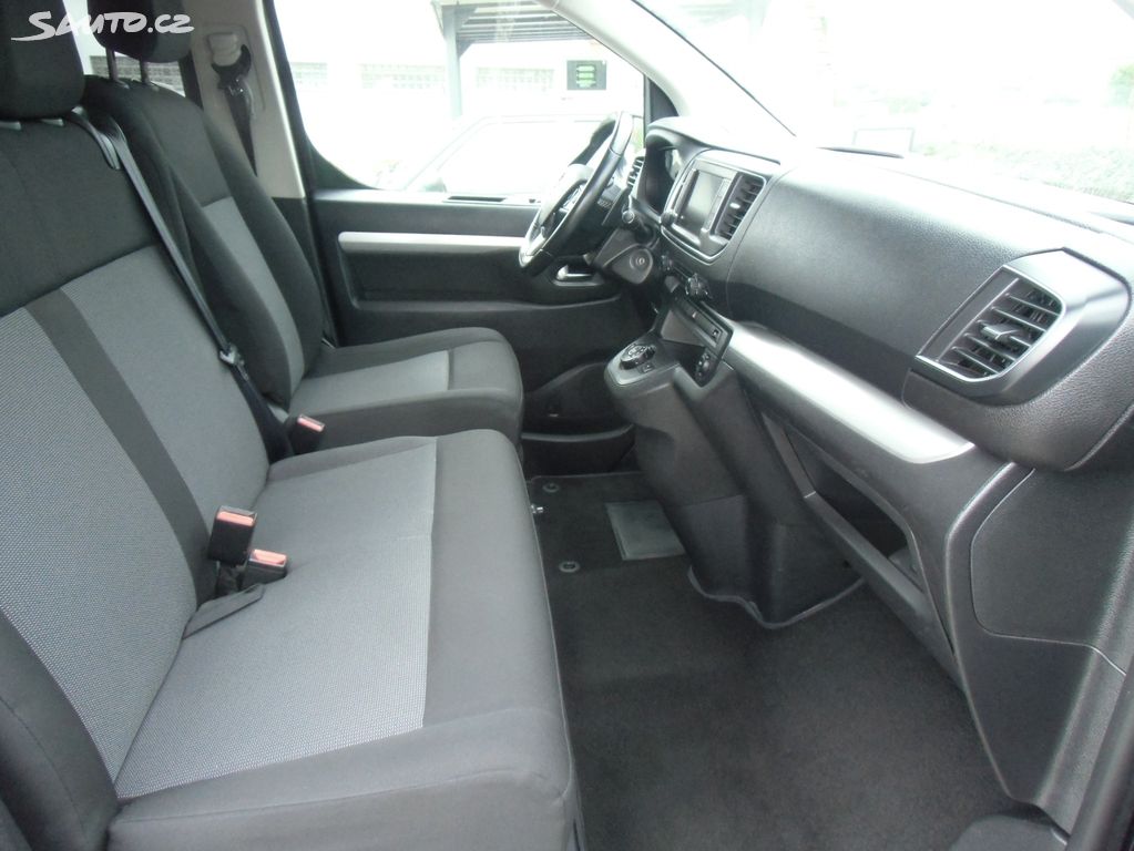 Opel Zafira Liffe 2.0 CDTi 9 MÍST 130kW | Sauto.cz