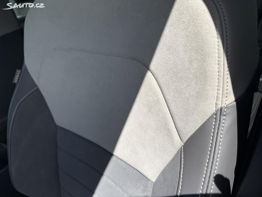 Volkswagen Multivan 2.0TDI DSG STYLE LONG DCC ACC! | Sauto.cz