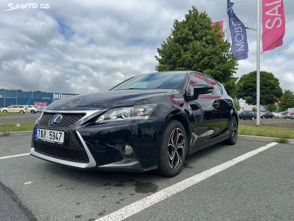 Lexus CT 200h F- sport | Sauto.cz