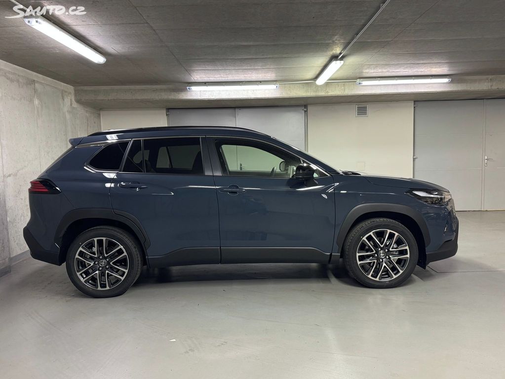 Toyota Corolla Cross Toyota Corolla Cross Executive | Sauto.cz