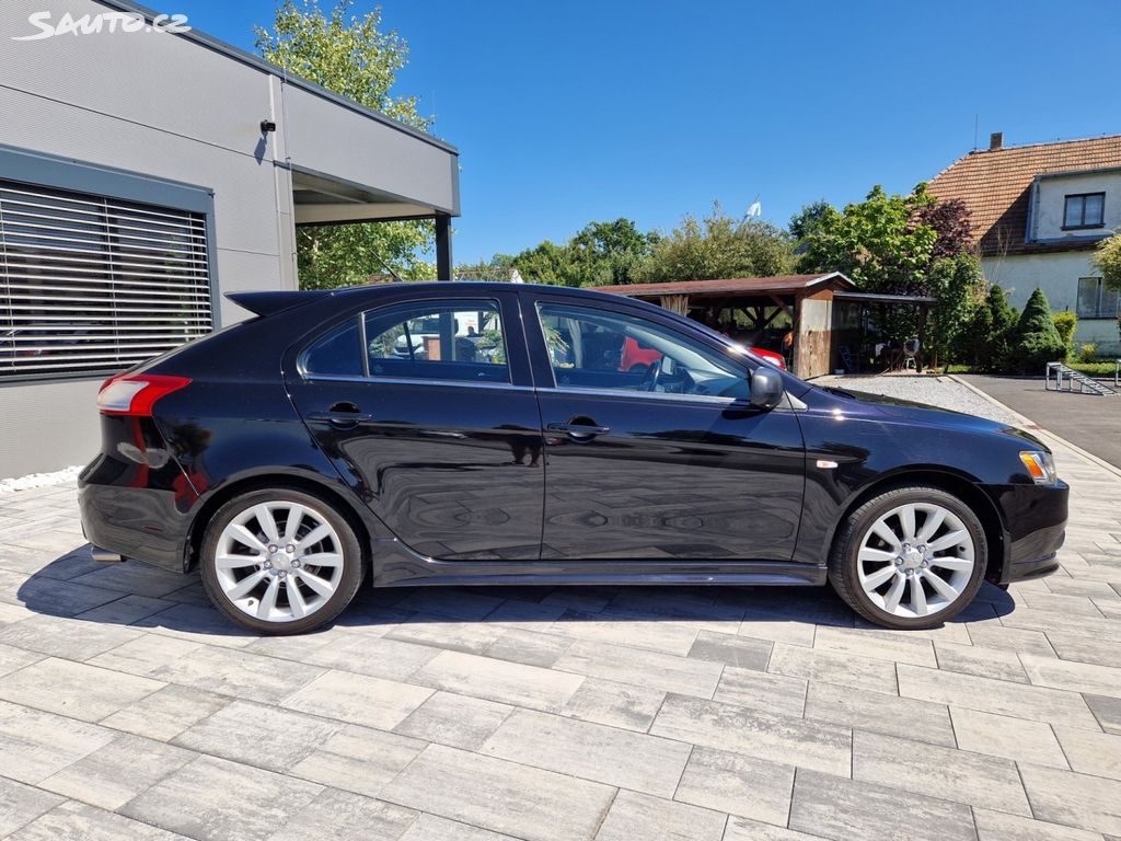 Mitsubishi Lancer 1,8 Sportback Intense | Sauto.cz