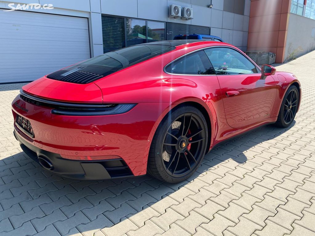 Porsche 911 GTS RED/RED LIFT-PANO-MAX | Sauto.cz