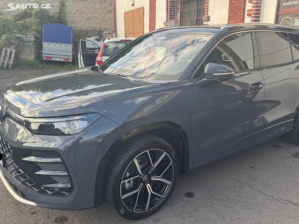 Volkswagen Tayron 142 kW 4x4 R Line FULL | Sauto.cz