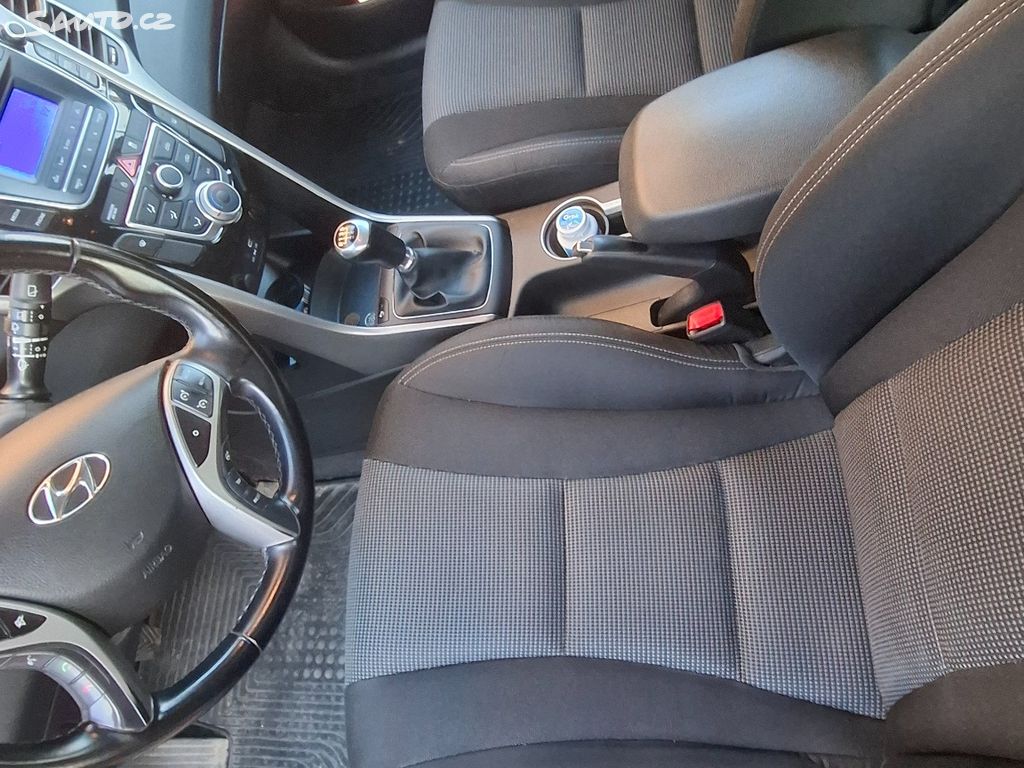 Hyundai i30 Hyndai i30 combi 2017 | Sauto.cz