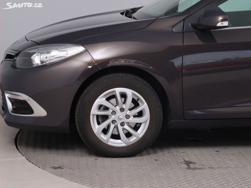Renault Fluence 1.6 16V, NOVÁ CENA, ČR,1.maj | Sauto.cz