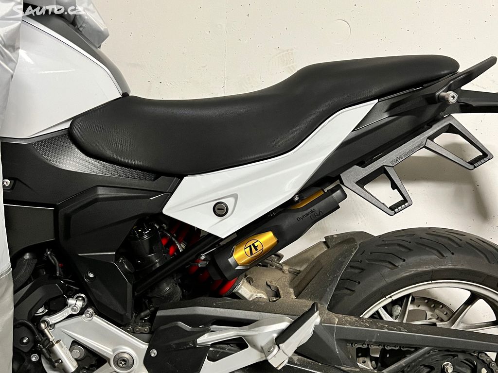 BMW F 900 XR BMW F900XR (2020), plna vybava | Sauto.cz